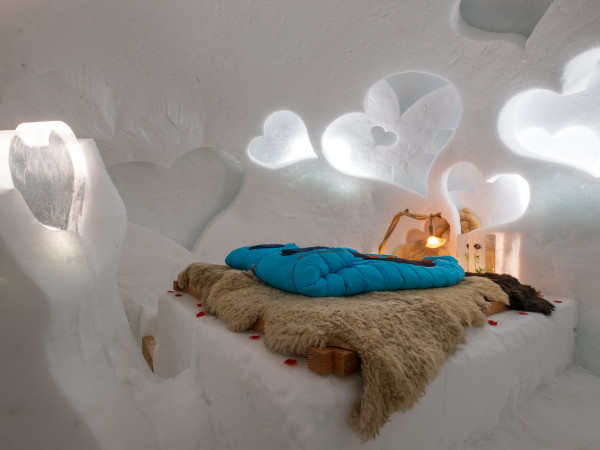 Surprise your friends ice-cold · Iglu-Dorf – the original